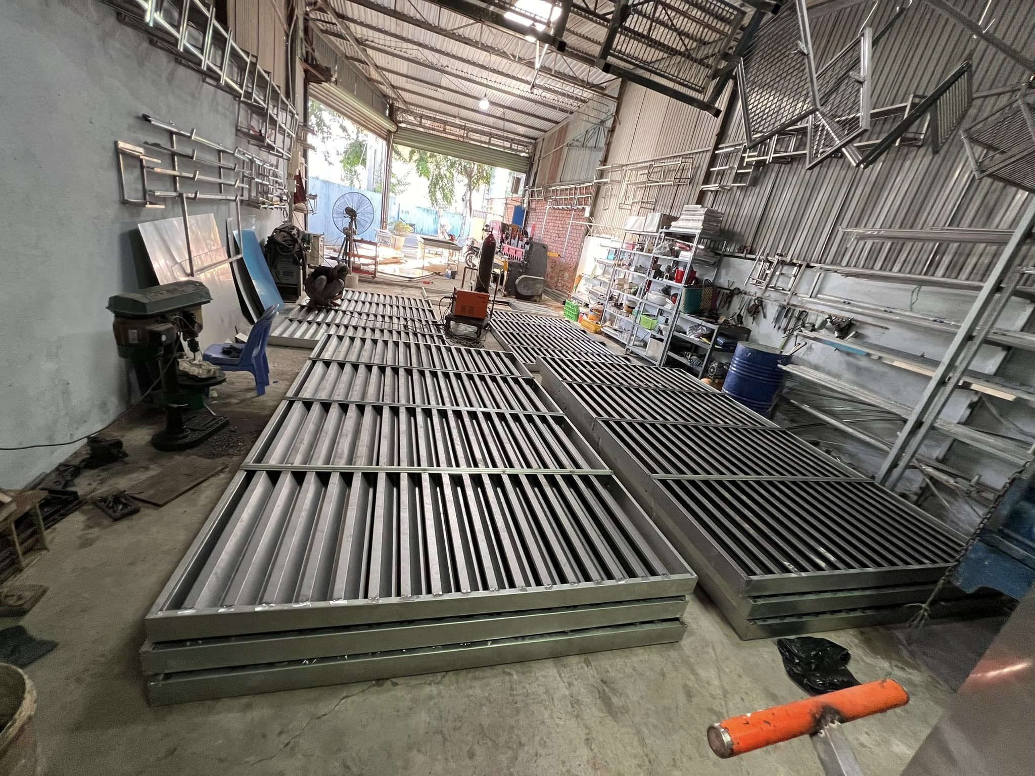 GIÁ LOUVER NHÔM - MỚI NHẤT 2025 - THÉP SATA